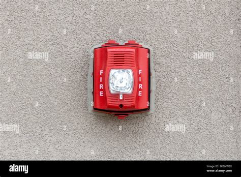 Flashing Red Light Fire Alarm At Ella Hogarth Blog