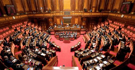 Dl Lavoro Assente Forza Italia La Maggioranza Va Sotto In