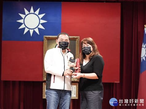 新北阻詐金額破4億 侯友宜頒獎表揚阻詐小天使 Beanfun