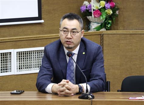 ГССҮТ ИЙН ЭМЧ НАР ТӨРИЙН ДЭЭД ОДОН МЕДАЛЬ САЛБАРЫН ЦОЛ ТЭМДГЭЭР ШАГНУУЛЛАА