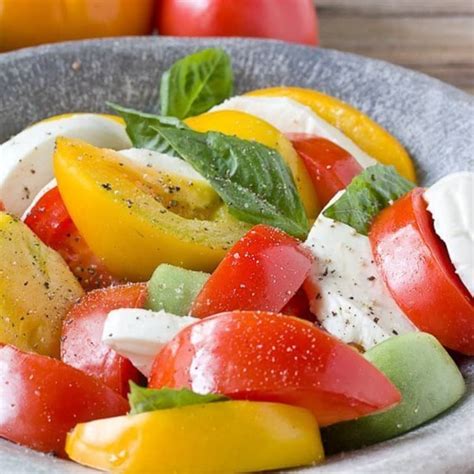 5 Ways To Pair Wine With Summers Fresh Tomatoes The Kitchn