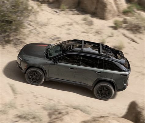 Jeep Wagoneer S Trailhawk