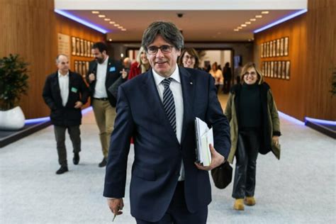El Constitucional Anula Los Votos Delegados De Puigdemont Y Puig En La