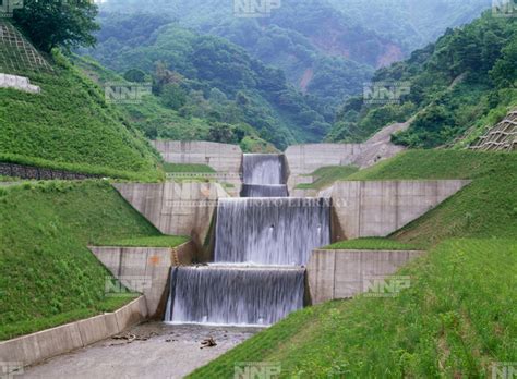 砂防ダム 写真素材ストックフォト NNP PHOTO LIBRARY