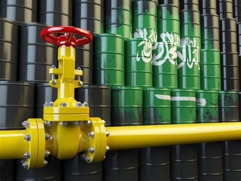 السعودية تشارك بضرب أسعار النفط عالميا ومراقبون دعم لروسيا على حساب