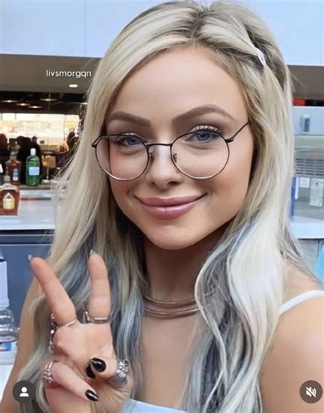 Pin By Andrew Fullen On Princess Aura Liv Wwe Female Wrestlers