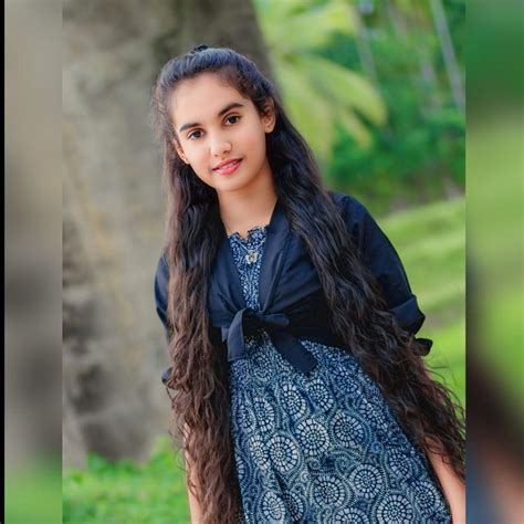 තාත්තායි නංගියි ආයෙ එන්නෙ නෑ කියලා දැනෙද්දි එයාට දරා ගන්න බැරිව ඇති 🥺💔 Rest In Peace 🥺🏳️