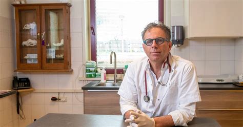 Dierenarts Frank Blaauw ‘zelfs Als Een Dier Moet Inslapen Doen We Een