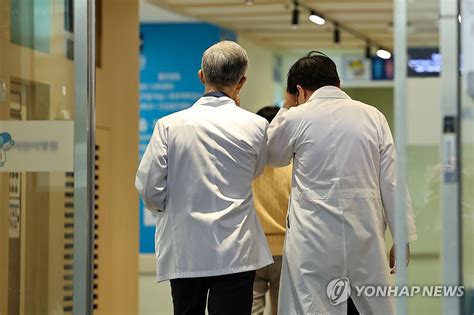 정부 사직서 냈으니 출근 안한다 무책임한 교수 많지 않을것종합 나무뉴스