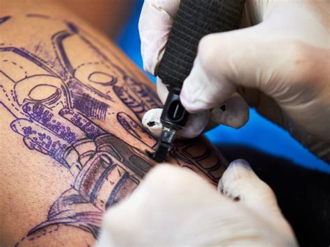 Tendências de Tatuagens MASCULINAS para 2023 conheça as ideias que