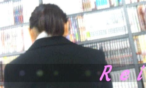 Gcolle 立ち読みしてる就職活動中の女子大生を逆さ撮りパンチラ動画Rei 作品セット販売 SupSkirt