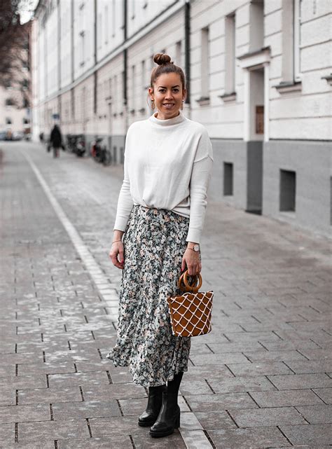 Midi Rock Mit Pullover Kombinieren The Button By Emilie