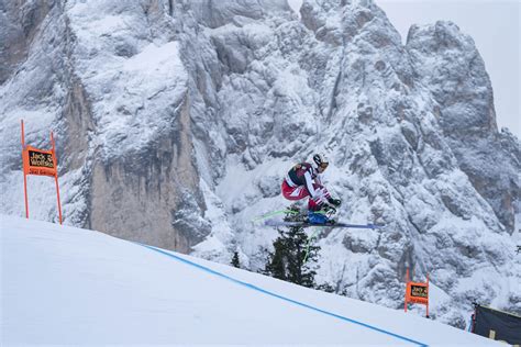 Bio Na Skijanju Za Vrijeme Bolovanja Firma Mu Poslala Detektiva I Dala