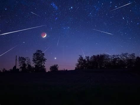 The Most Beautiful Orionid Meteor Shower Is About To Peak Over Ma