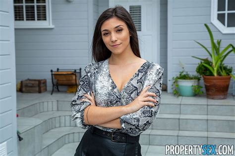 Brooklyn Gray Rclassypornstars