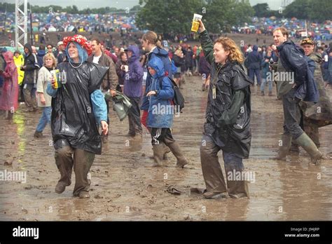 Glastonbury Festival 1998 One Of The Worst Years For Mud Where