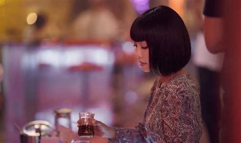 《华灯初上》欢场无真爱，但 光”酒店里每个人都陷入了爱恨情仇中村妈妈王爱莲