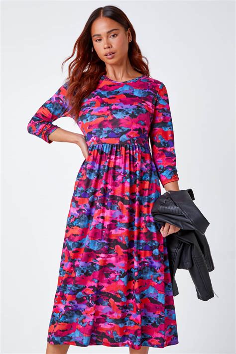 Fuchsia Petite Abstract Print Stretch Midi Dress Petite UK