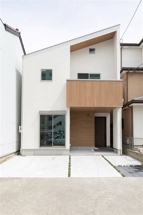 笑い声がこぼれてきそう！明るい木目と白い壁の家 施工事例 │ 蟹江町・名古屋市・弥富市周辺の注文住宅建築実績
