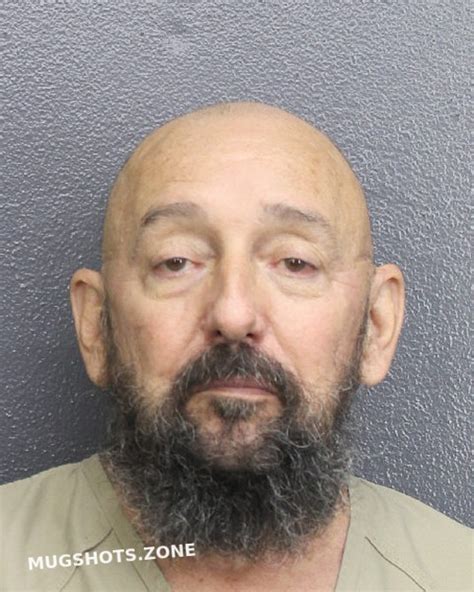 Carroll Robert 12012022 Broward County Mugshots Zone