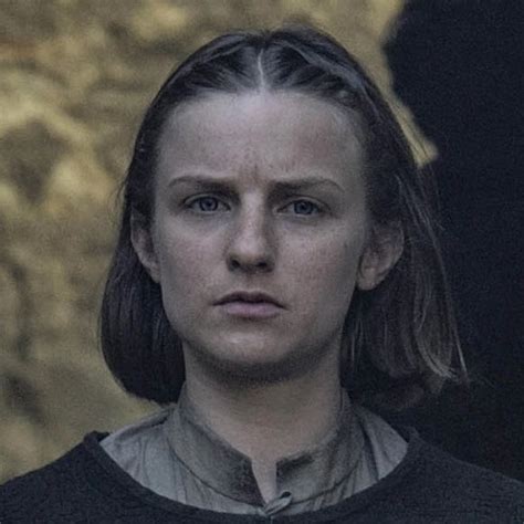 Ten Pound Poms Warren Brown Strike Back Und Faye Marsay Game