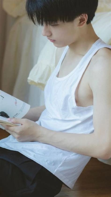 Xiao Hao 小昊 หนุ่มน่ารัก สไตล์หนุ่มๆ บริหารหน้าท้อง