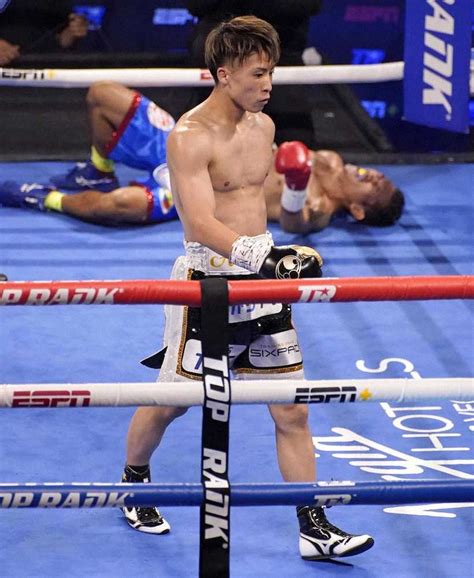 マイケル・ダスマリナス（奥）からダウンを奪った井上尚弥（ap） ― スポニチ Sponichi Annex 格闘技