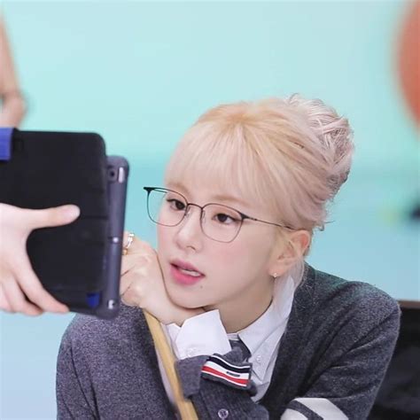 TWICE TV SCIENTIST M V Behind The Scenes EP 02 Scenes Behind The