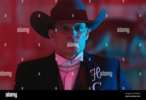 Hunt Club Casper Van Dien 2022 © Uncorkd Entertainment Courtesy Everett Collection Stock