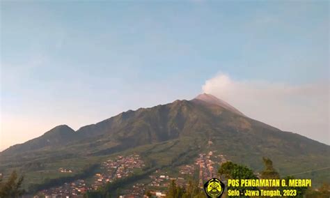 Gunung Merapi Luncurkan Guguran Lava Sepekan Terakhir Parboaboa