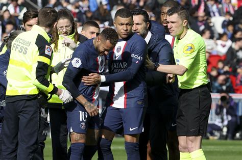 Neymar Dice Adiós A La Temporada Pasará Por Quirófano Por Su Lesión En