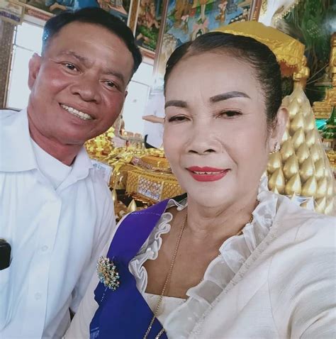 កម្ពុជា សូមទស្សនាវីដេអូខាងក្រោមខំមិន👇 ស្វាមីមកដល់ផ្ទះ បានត្រឹមតែយំ សោកស្ដាយ