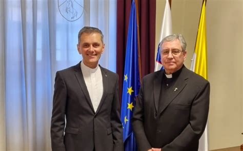 Епископот Стојанов во посета на Хрватска и Словенија Католици