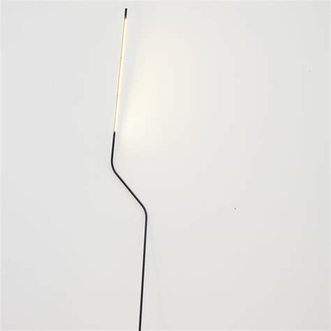 Timo Niskanen Designs Giant Looping LED Light For Himmee