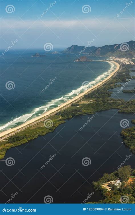 Praias Longas E Maravilhosas Praia Do Dos Bandeirantes De Recreio Rio De Janeiro Brazil Foto