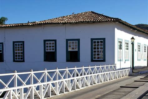 Viaje Na Literatura 5 Destinos Onde Escritores Nasceram
