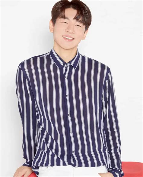 원래 직장인이었는데 뛰어난 노래 실력 덕분에 트로트 가수가 돼서” 돈을 엄청 버는 가수