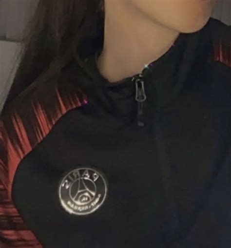 Pin Auf Fake