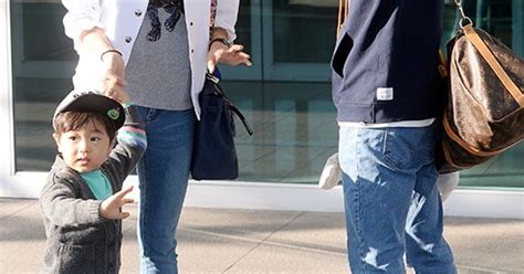 T포토 고지용 가족 잘 다녀오겠습니다~