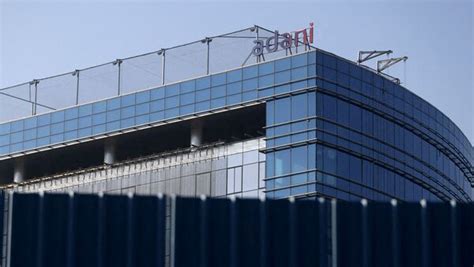 Adani Green Energy Secures Funding For 750 Million Holdco Bond