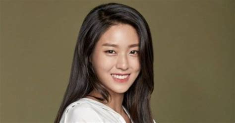 설현 10년 만에 Fnc 떠난다 앞으로도 응원할 것