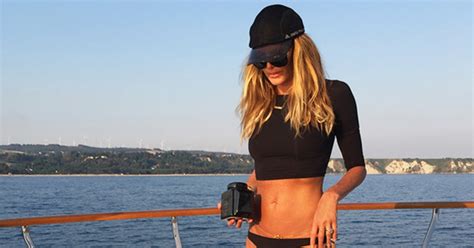 See 51 Year Old Elle Macphersons Gorgeous Bikini Body E Online