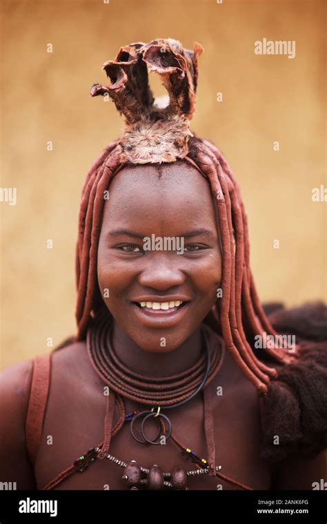 Himba femme namibia nomade Banque de photographies et dimages à haute