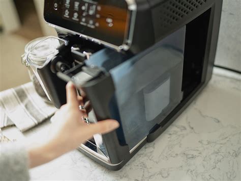 Philips飛利浦全自動義式咖啡機EP 好市多獨家上市訂製你專屬咖啡口味LatteGo奶泡技術在家一鍵享用現磨雲朵奶泡咖啡 秒完成清洗