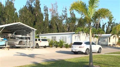 Florida Deputies Looking For Naked Man Caught On Camera Roaming Around
