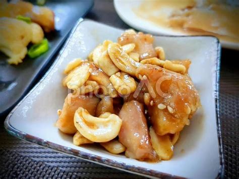 鶏肉とカシューナッツの甘辛炒め No 29389129｜写真素材なら「写真ac」無料（フリー）ダウンロードok