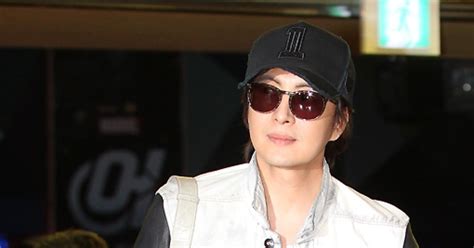 [sd포토] 배용준 영화관 패션 수수하지만 멋스러~