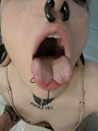 Tongue Splits R Sexy Tumblr Com Tumbex Tongue Splits R Sexy Tumblr Com Tumbex