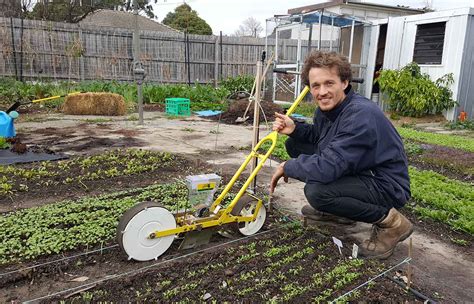 The Farmer Next Door Renew