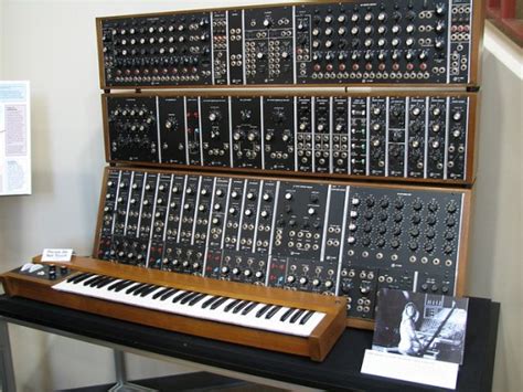 A Short History Of The Moog Synthesizer Synthtopia